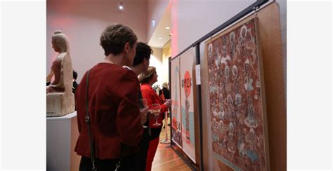 综合消息｜展示新中国发展成就 弘扬中华传统文化魅力——我驻外使领馆和机构及海外侨胞举行多样活动共贺新中国华诞腾讯新闻