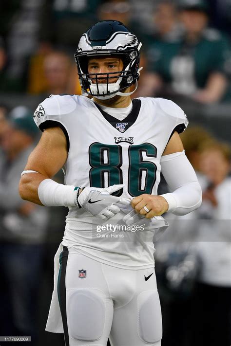 Zach Ertz Bulge