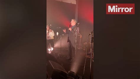 Keir Starmer Jokes About Glitter As He Praises Mirror At Iconic Labour