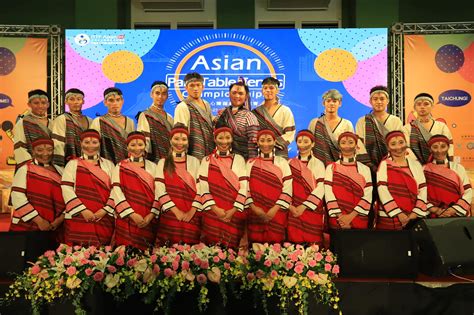 大路書屋 【店長悄悄話】 《吳澄理學思想研究》吳立群 著，上海大學，r48 吳澄，宋元之際學者、理學家。本書從邏輯與歷史相統一的方法論原則出發，著眼於吳澄理學思想發生的深遠文化和歷史背景