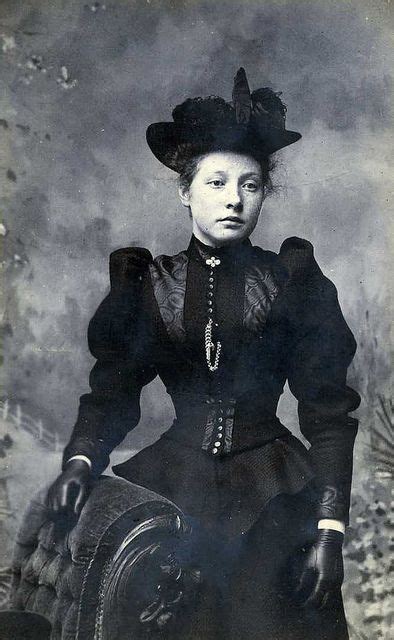 Victorian Photos Victorian Women Victorian Era Vintage Portraits