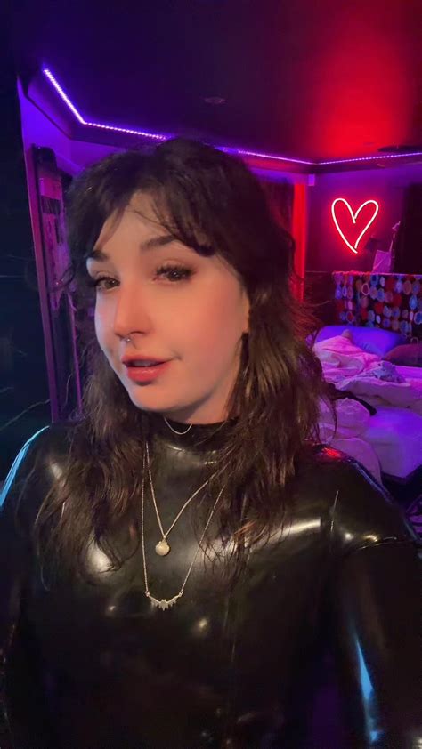 Has Been Marked Safe After Girthmasterr Sarah Button Facebook