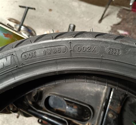 Dot Tyre Reifen66