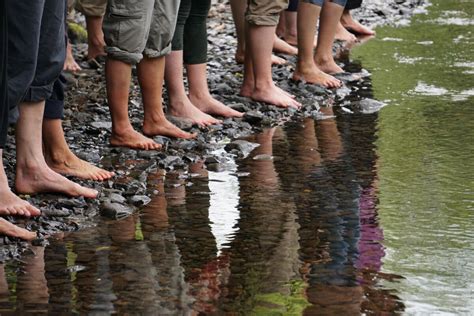 The Power Of Walking Barefoot Outside Association Of Nature And