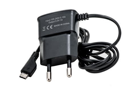 Сетевое зарядное устройство 1A micro USB