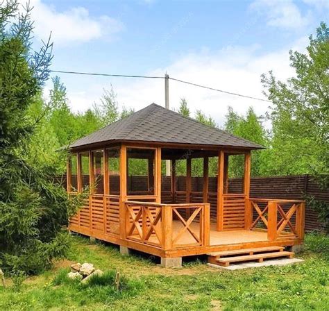 Terase din lemn foișoare la comanda pergole modele moderne leagăne