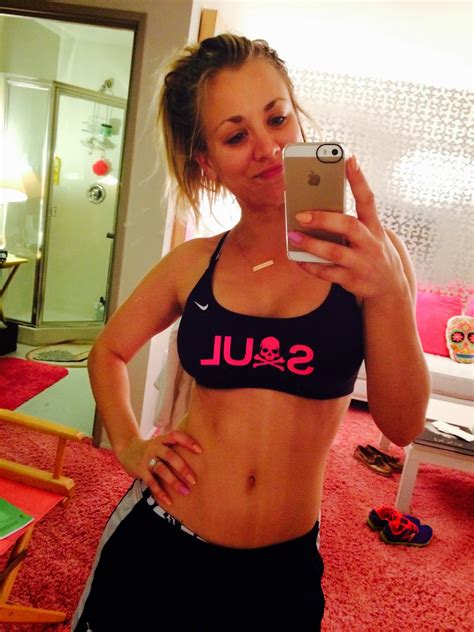 New Kaley Cuoco Hacked Photo Selfies