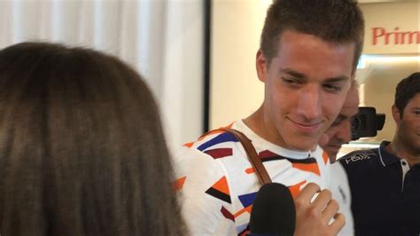 Milan Pasalic Atterrato A Linate Sono Felice Le Foto Gianluca Di