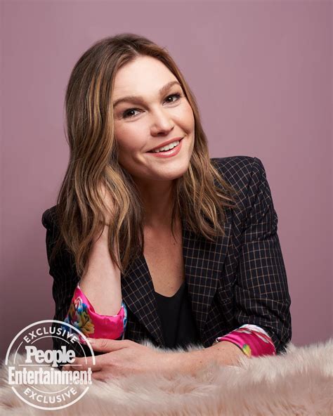 Julia Stiles Says Its Challenging To Watch 10 Things I Hate About You
