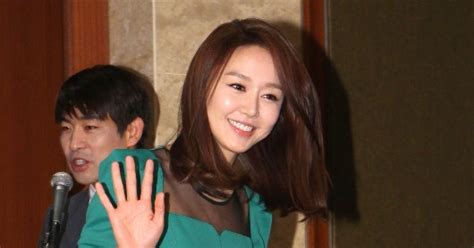 포토 김민아 아나운서 프로야구 중계 기대하세요