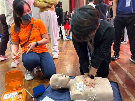 Cpr（心肺复苏）和aed（体外自动除颤器）使用培训 巴生中华独立中学