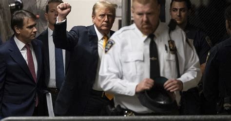 National Newswatch Jury Deliberations Begin In Donald Trumps Hush