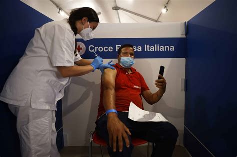 Terza Dose Di Vaccino Negli Usa Al Via Dal 20 Settembre Ecco Chi La Invoca In Italia