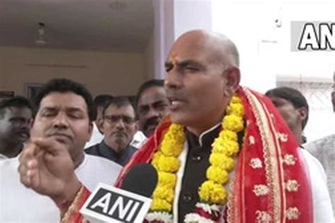 Jharkhand News पूर्व मंत्री के एन त्रिपाठी ने कांग्रेस अध्यक्ष पद के
