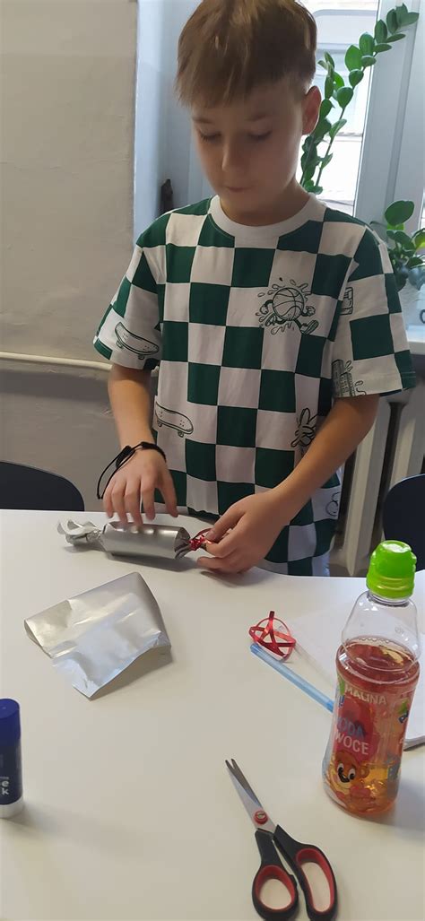 Klasa 5a Też Wykonała Swoje Christmas Cracker I Rozwiązywania