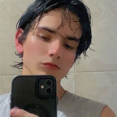 Carlos Mor N Calo Nrs Threads Say More