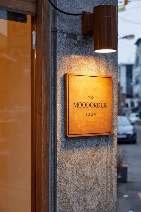 화이트and우드 심플한 10평 커피숍 인테리어 강서구 화곡동