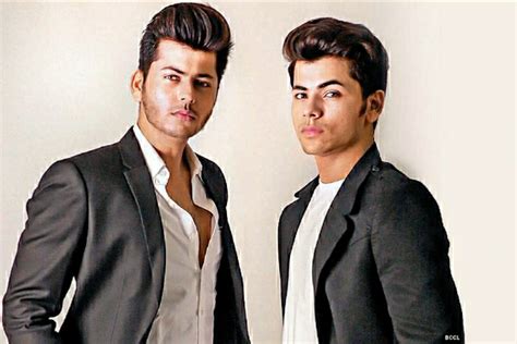 Gayab Mode On Co Stars Yesha Rughani Siddharth Nigam And Abhishek