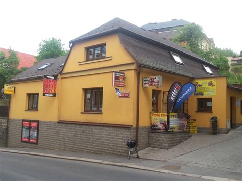 O společnosti Fasko : Fasko rekonstrukce objektů, roubenek, krby ...
