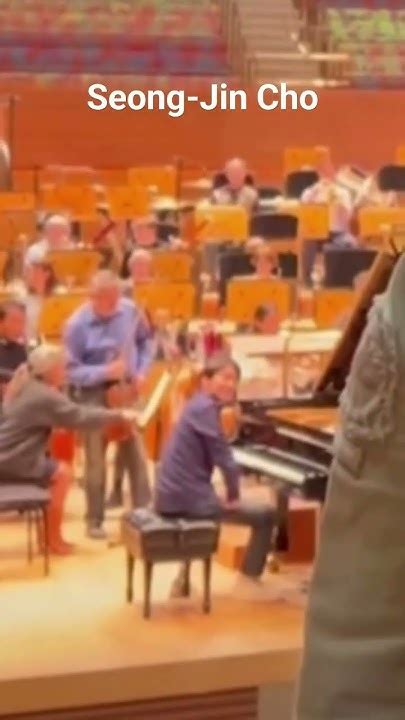 조성진 자세히 보면 메롱하는 조성진 보입니다 Youtube