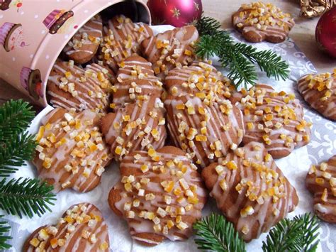 Pierniczki nadziewane marmoladą i kandyzowaną skórką pomarańczową