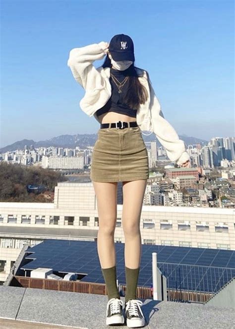 แฟชั่นสาวๆ에 있는 นัย การีน่า님의 핀 여성 패션 몸매좋은 여자 패션