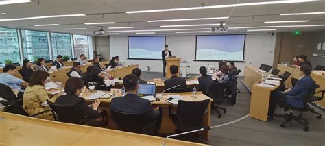 学习二十大精神 浦东新区环境污染责任保险实施工作座谈会暨复旦绿金政策沙龙（20 期） 复旦大学经济学院