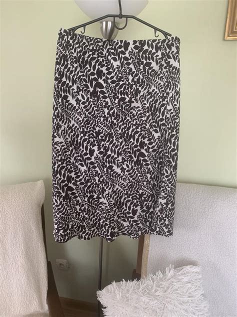 Чудова літня ббка — ціна 190 грн у каталозі Міді спідниці Купити жіночі речі за доступною ціною