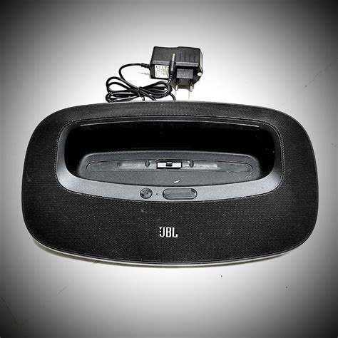 Jbl Onbeat Mini Speaker Dock For Ipad Iphone Ipod Audio Portable