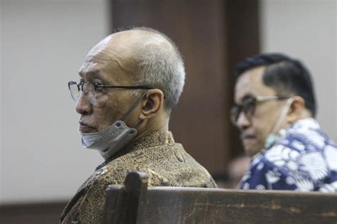 Eks Dirut Taspen Life Didakwa Rugikan Negara Hingga Rp 133 7 Miliar