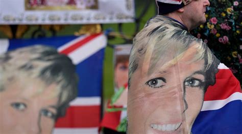 Prince Harry Prince William Reunite For Princess Diana Statue