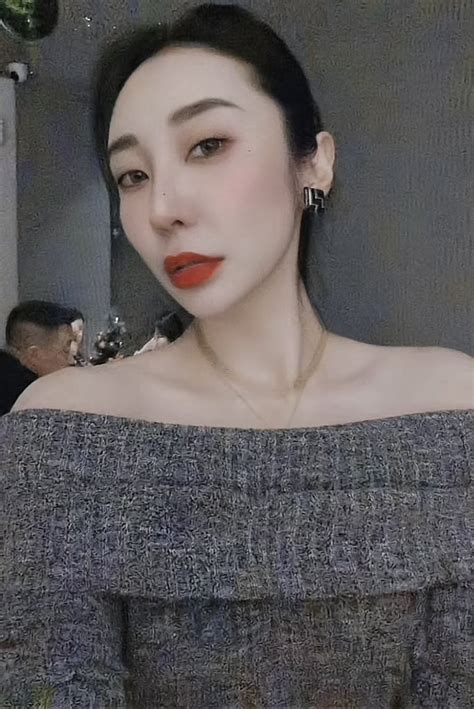 名仁豆浆机 On Twitter Winter12123 天津骚母狗的天花板 真人鸡巴飞机杯于茜