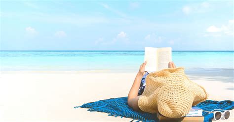 7 Summer Books Recommended By Author Susan Wiggs