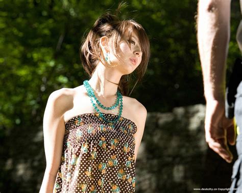 Beautiful Girl Gallery Leah Dizon