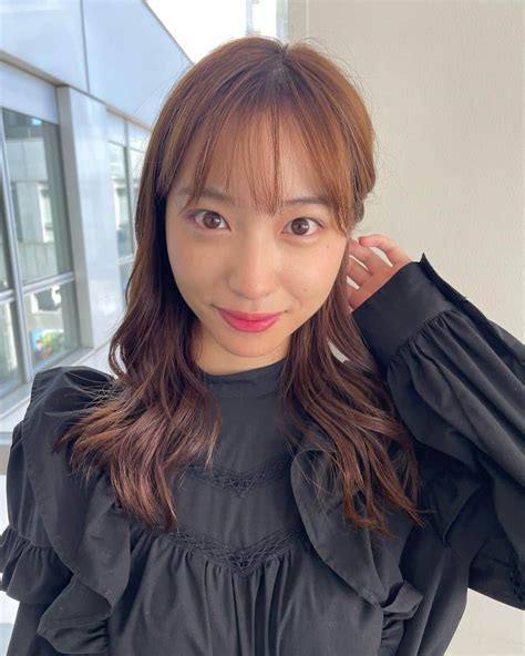 林佑香さんのインスタグラム写真 林佑香instagram 「1週間始まりましたね！ 今日はすっきり秋晴れ！朝は雲ひとつない空がとても