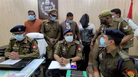 बीएसएफ जवान के पत्नी की हत्या का आरोपी दबोचा गया लूटी गई पिस्टल भी