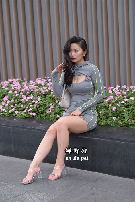 Pin On 1000 街角美人 Girls In Your Town