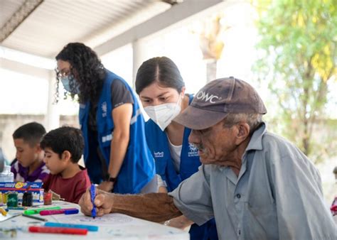 FOSALUD realiza megajornada médica y psicológica a afectados por