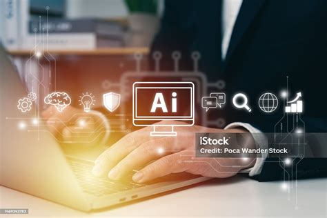 Ai 기술 개념으로 노트북을 사용하는 사업가 스마트 로봇 Ai 인공 지능을 연결하여 아이디어를 생성하기위한 명령 프롬프트 미래