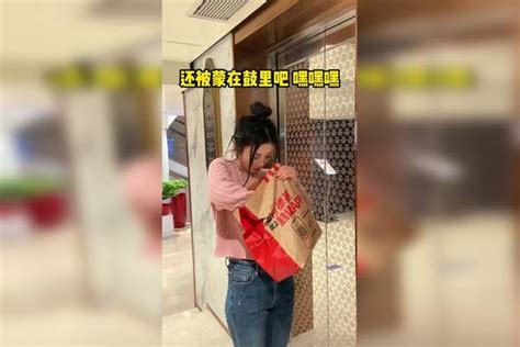 不会还有人没抢到kfc时团的明信片叭