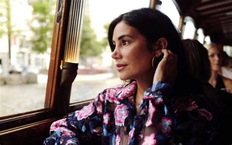 Mia Rose Perde T Tulo De Solteira Do Peda O E Mostra Namorado