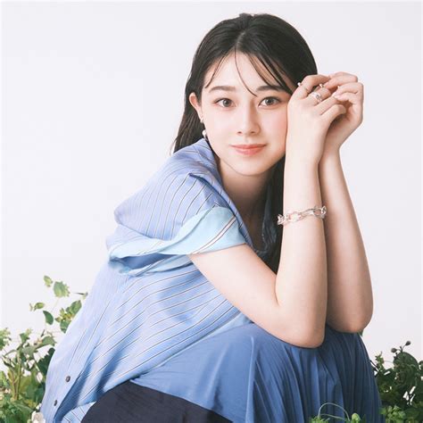 石川 花 Songs List Genres Analysis And Similar Artists Chosic