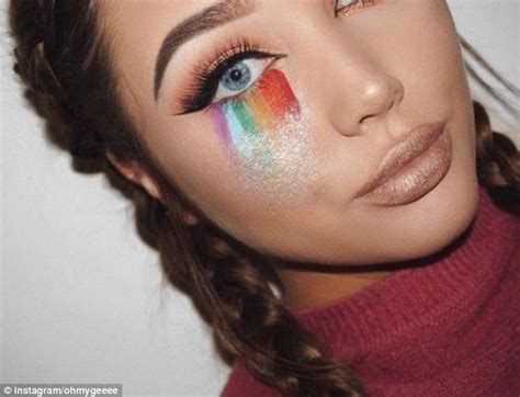 Pin By Deana Robinson On Rainbows Rainbow Eye Makeup Pride Makeup