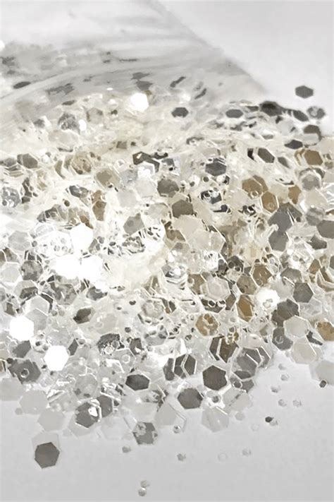 Body Glitter Silver Luxury And Fast Shipping