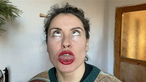 Weird Faces And Nose Picking Forgetmenot Clips4sale