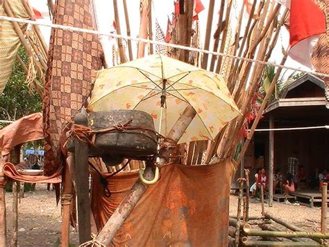 Ritual Tiwah Upacara Mengantarkan Roh Mencapai Surga Kolom Desa
