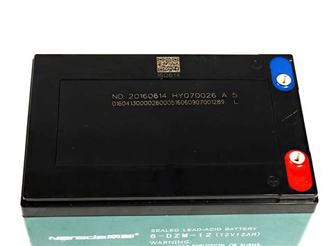 Свинцово-кислотный аккумулятор 12V 12Ah