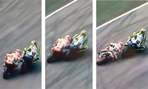 Así Fue La Patada De Valentino Rossi Que Acabó Con Marc Márquez Por Los