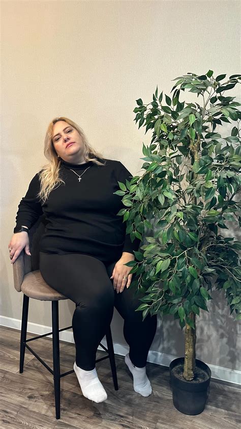 Катерина Пушка Лайф Толстушки⁣⁣ Самореализация и Похудение А где написано что я кому то