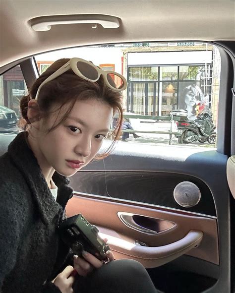 고윤정 인스타그램  연예이슈 수다방 네모판